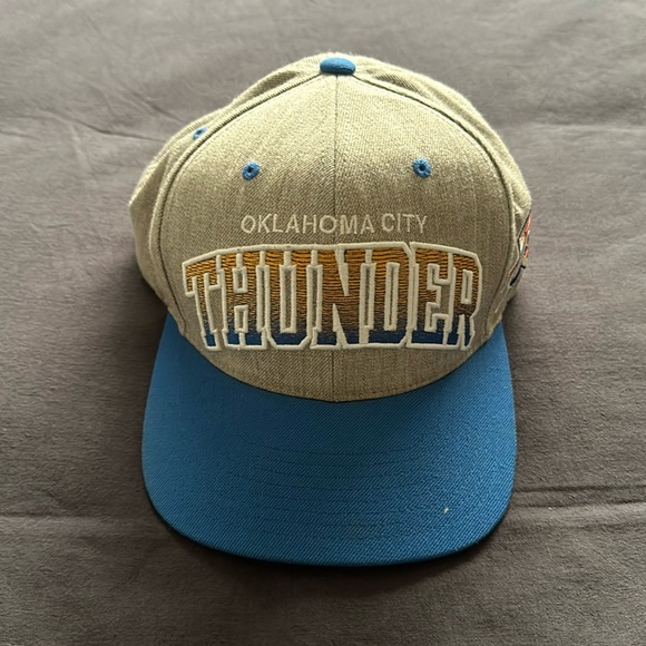 Mitchell & Ness | Accessories | Mitchell Ness Okc Thunder Snapback | Poshmark